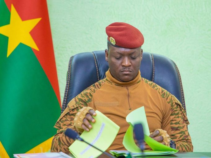 Le Capitaine Ibrahim Traoré incarne une nouvelle ère de...